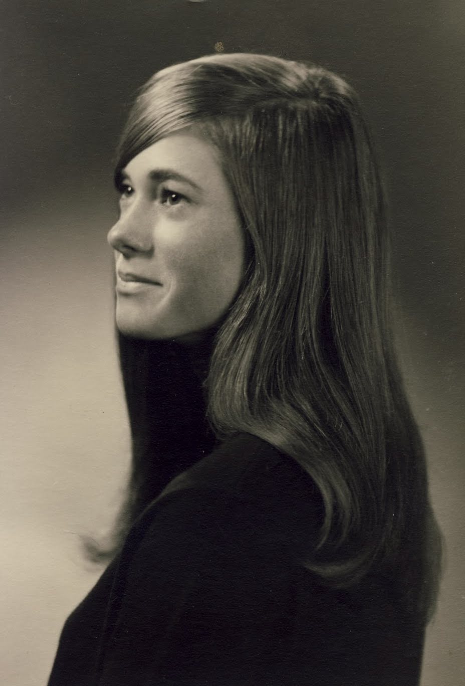 About & FAQ – Suzanne Williams